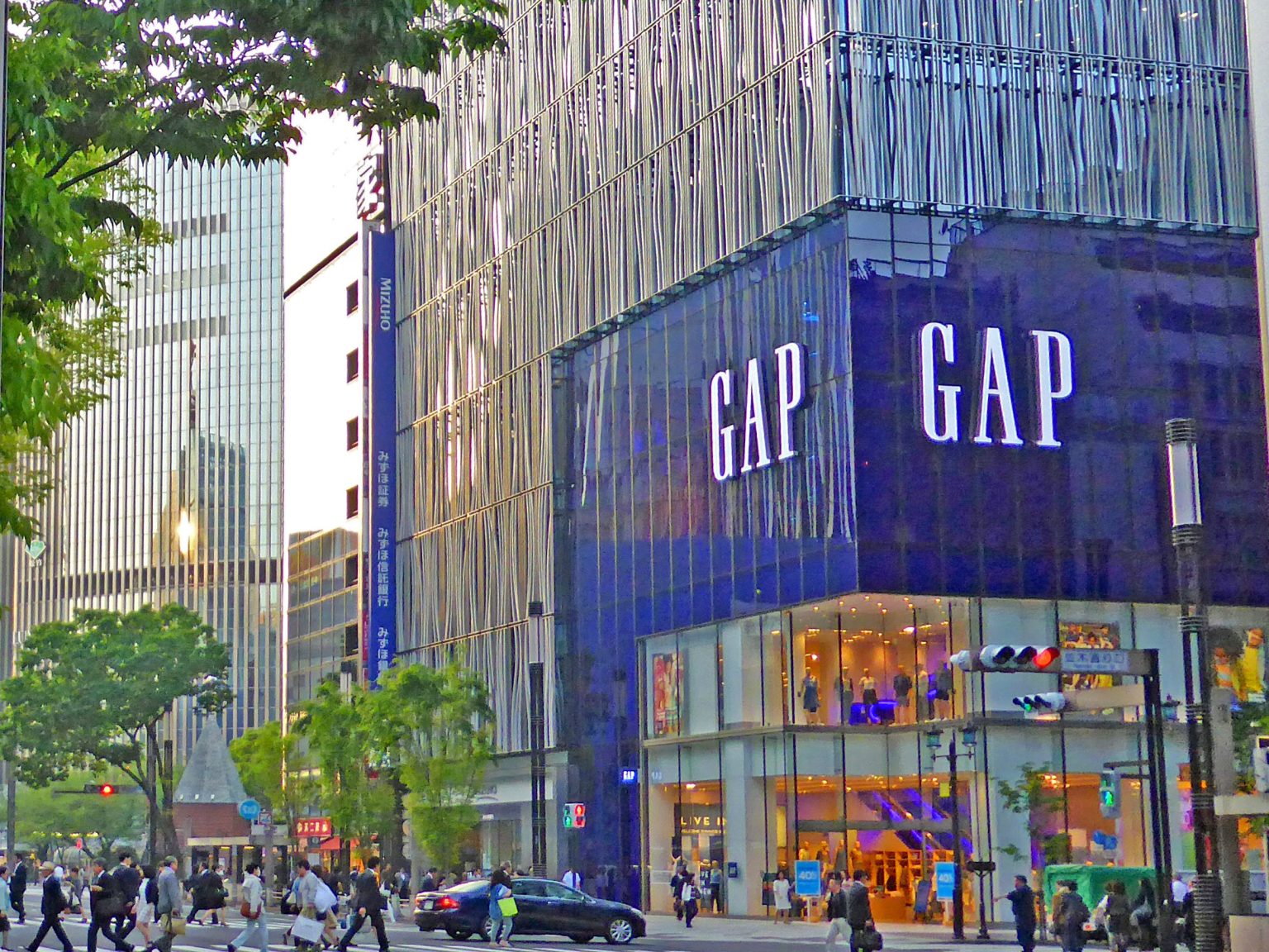 GAPフラッグシップ銀座、2023年7月31日閉店－GAP日本旗艦店 | 都市商業研究所